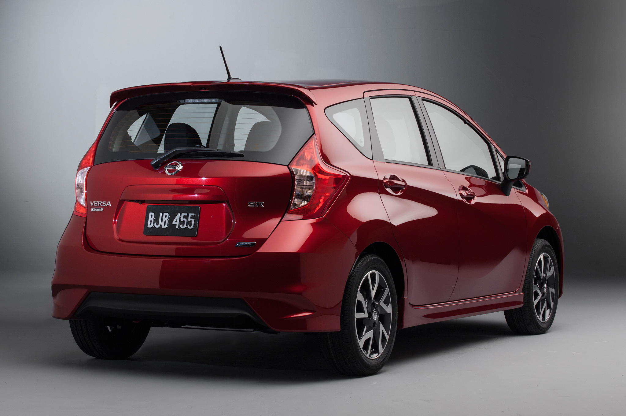 Nissan Note 2015 en el Auto Show de Chicago - Autos Terra Motor Trend