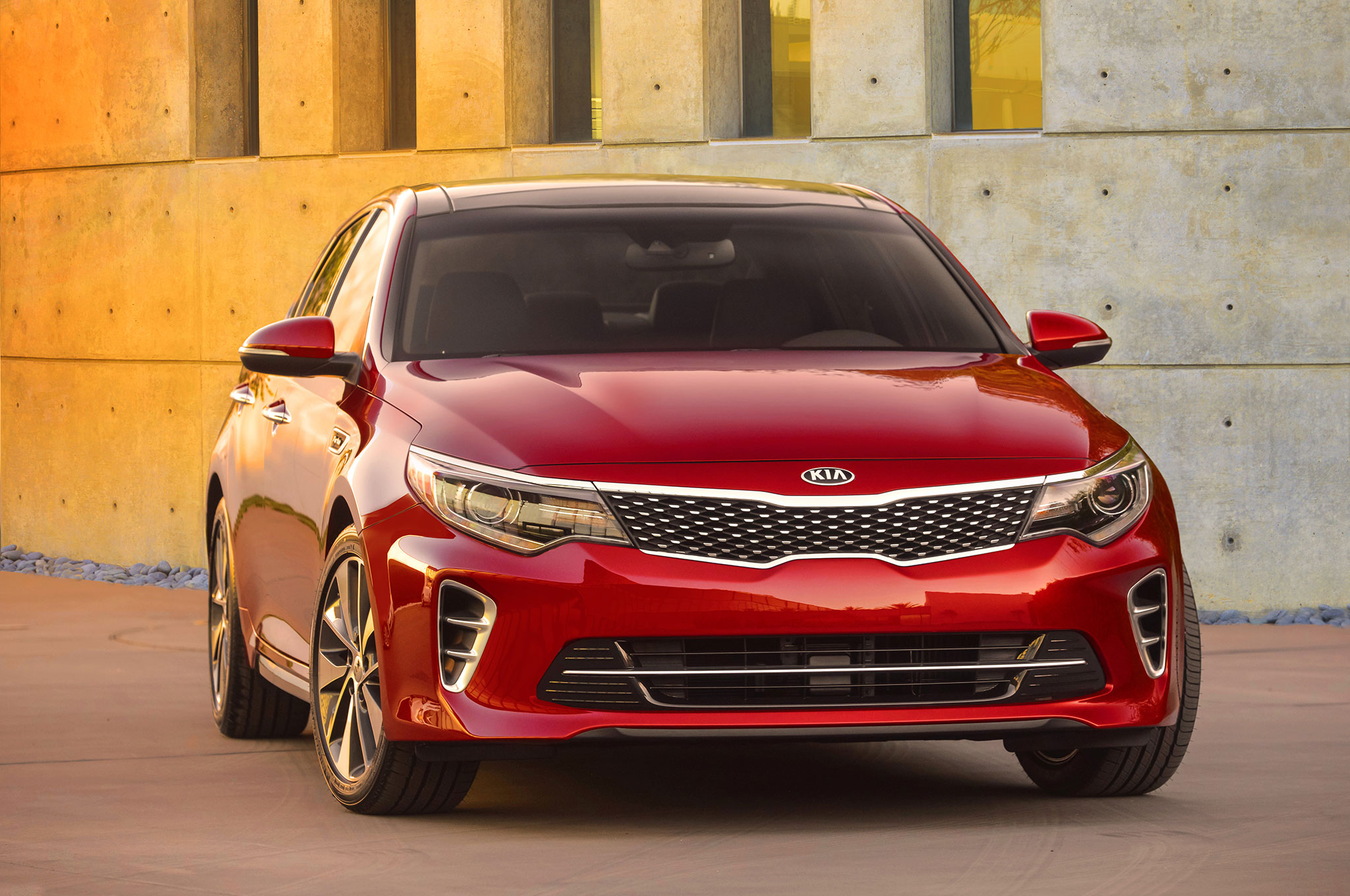 Kia Revela El Optima 2016 Antes De Su Debut En NY Kia Revela El Optima 2016 Antes De Su Debut En NY