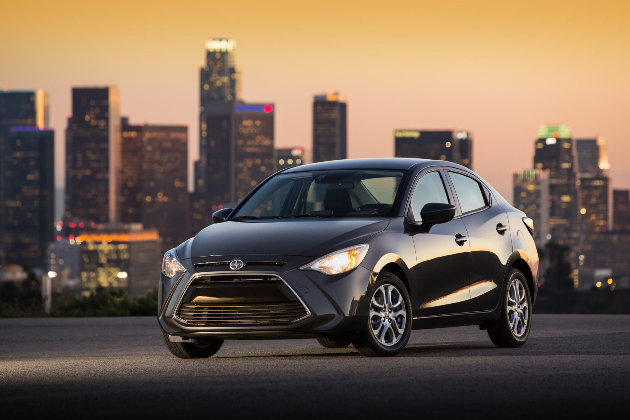 Scion iA 2016: Primer Vistazo